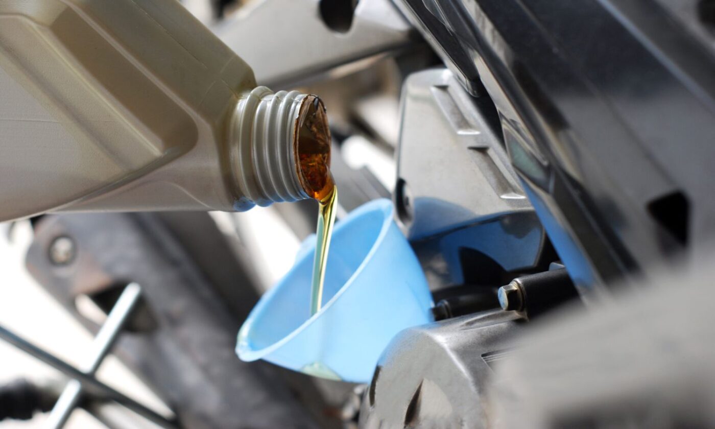Rekomendasi Oli Motor Matic dan Kapan Harus Ganti - Nusa Dalam Berita